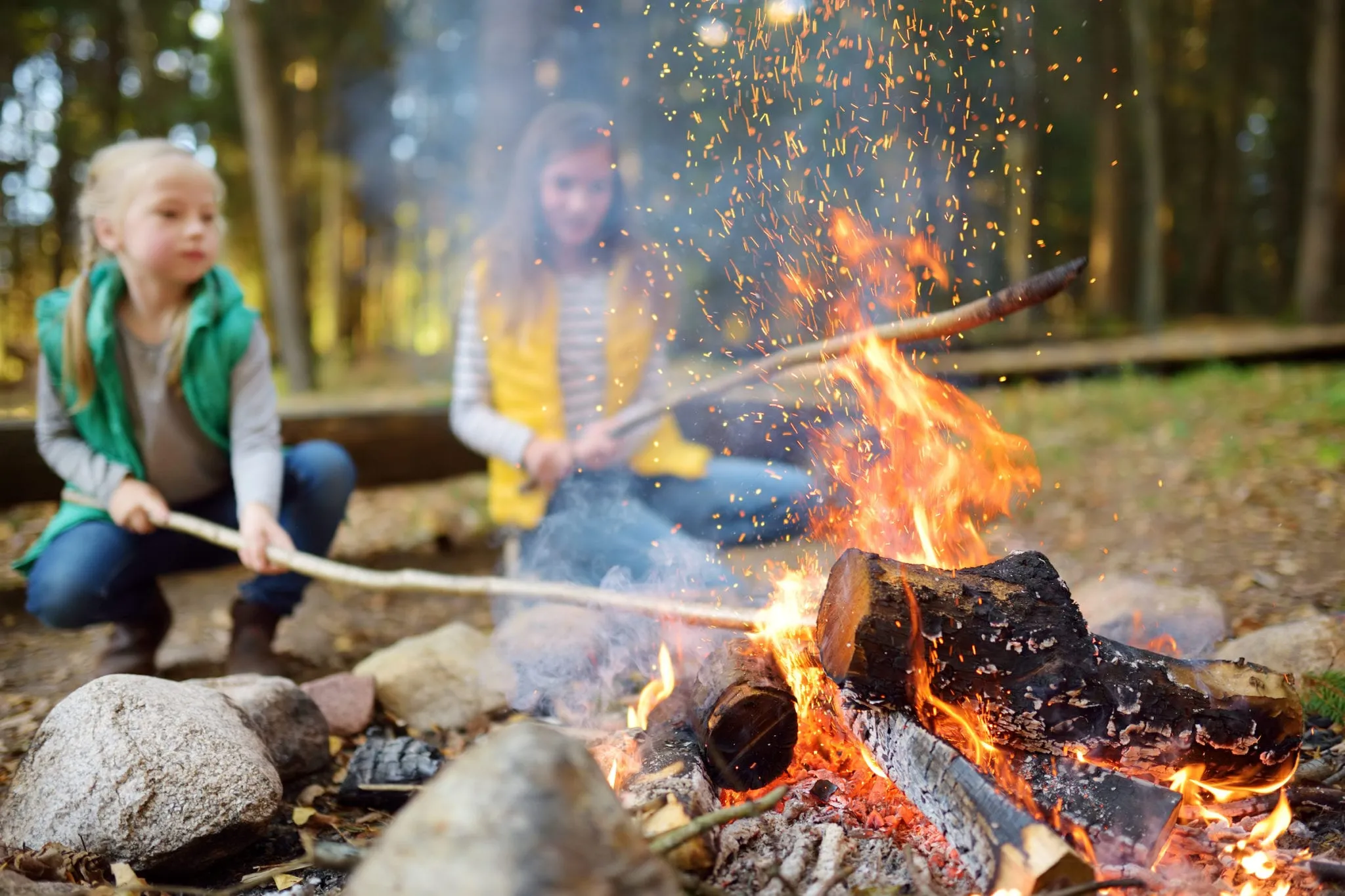 Unique & Easy Campfire Snack Ideas For Your Next Family Getaway ...